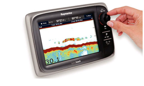 Raymarine e7D 7 Inch HybridTouch MFD with WiFi, Sonar and Navionics ROW ...